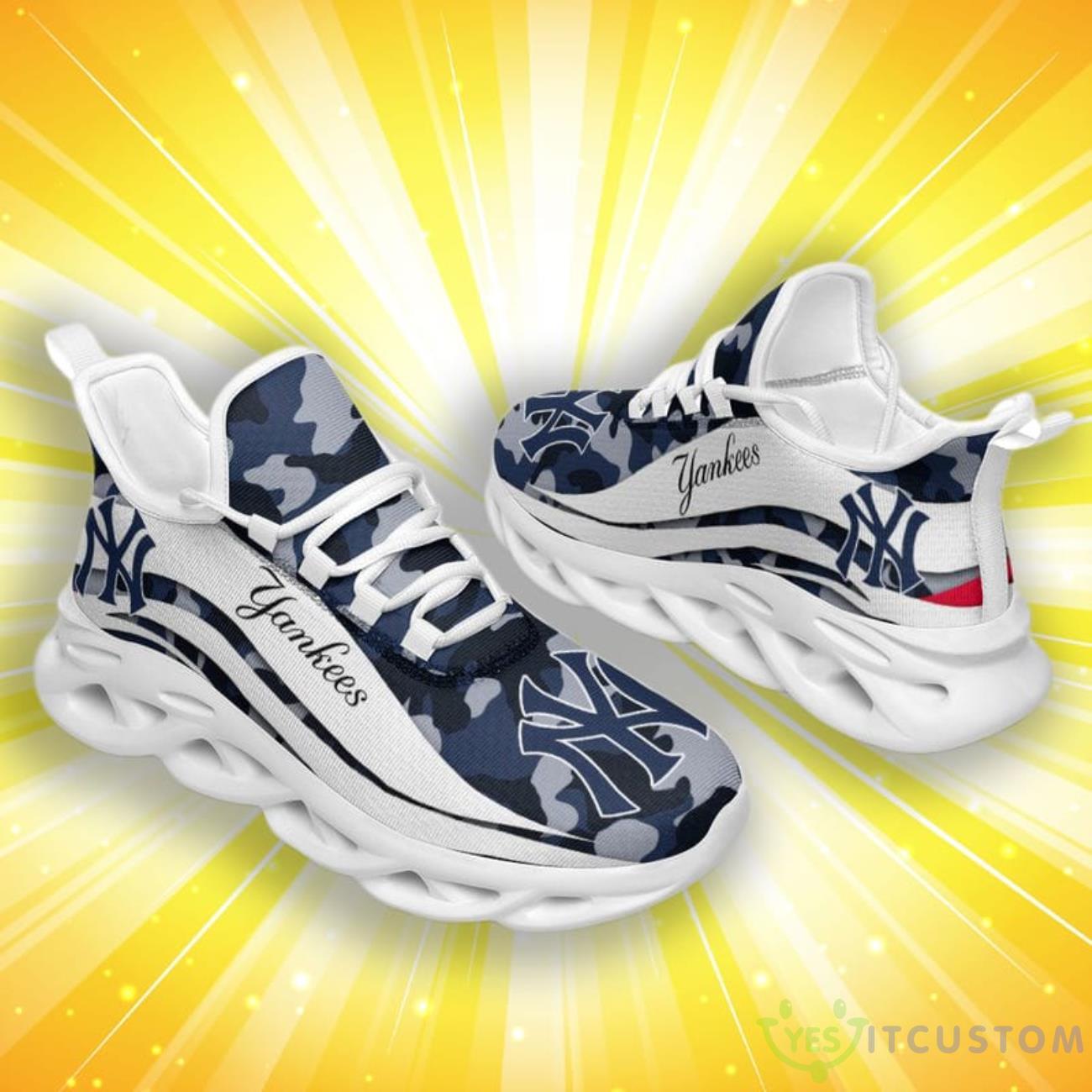 New York Yankees Camo Pattern Max Soul Shoes - YesItCustom