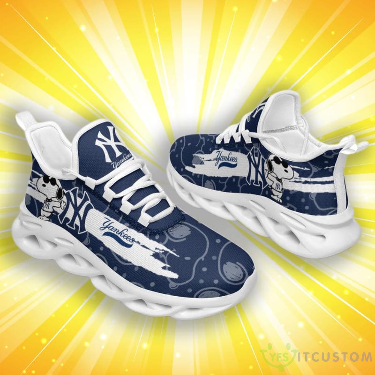 MLB New York Yankees Snoopy Exclusive Max Soul Shoes - YesItCustom